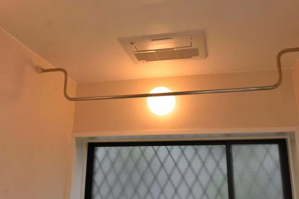 【15年使って実感】浴室暖房乾燥機で「寒さ・カビ・洗濯ストレス」ゼロに | KU・RA・SHI